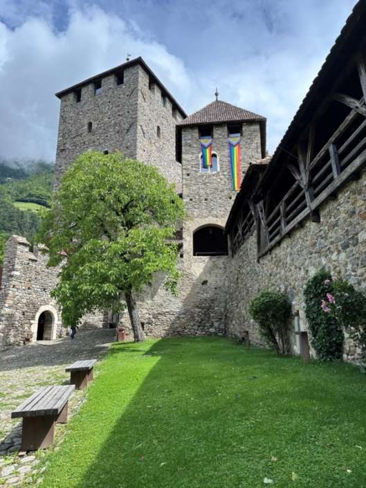 Pride Month 2026 - Schloss Tirol - Landesmuseum Südtirol